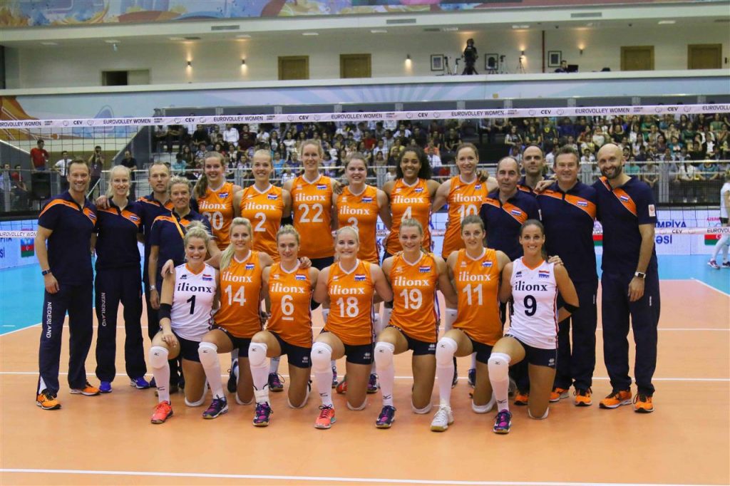 Oranje | Vizier op volleybal